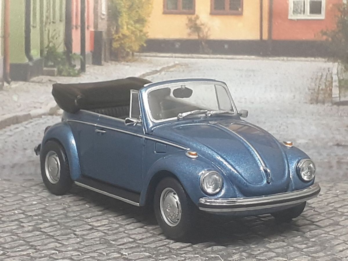 VW 1302 Cabriolet – 1970 – 1:43 Ortúzar
