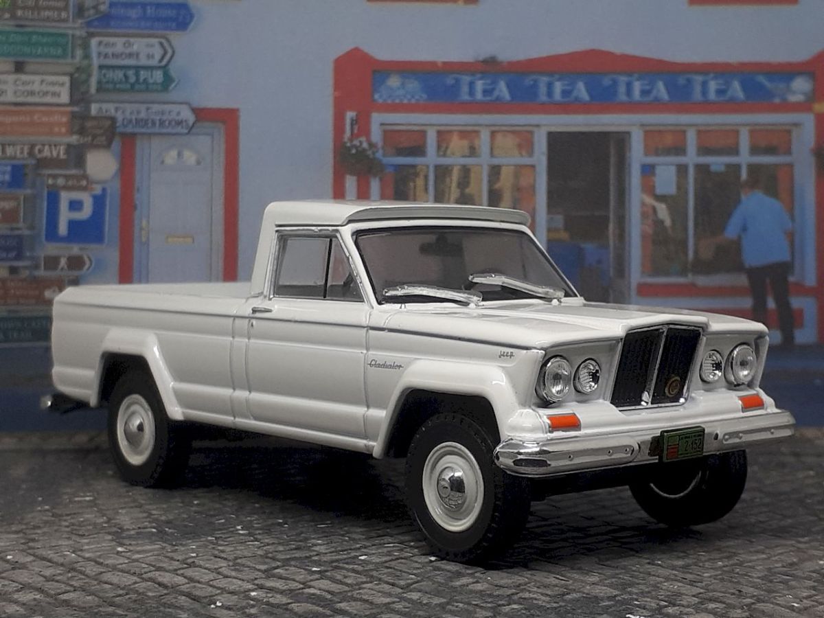 IKA Jeep Gladiator – 1965 – 1:43 Ortúzar